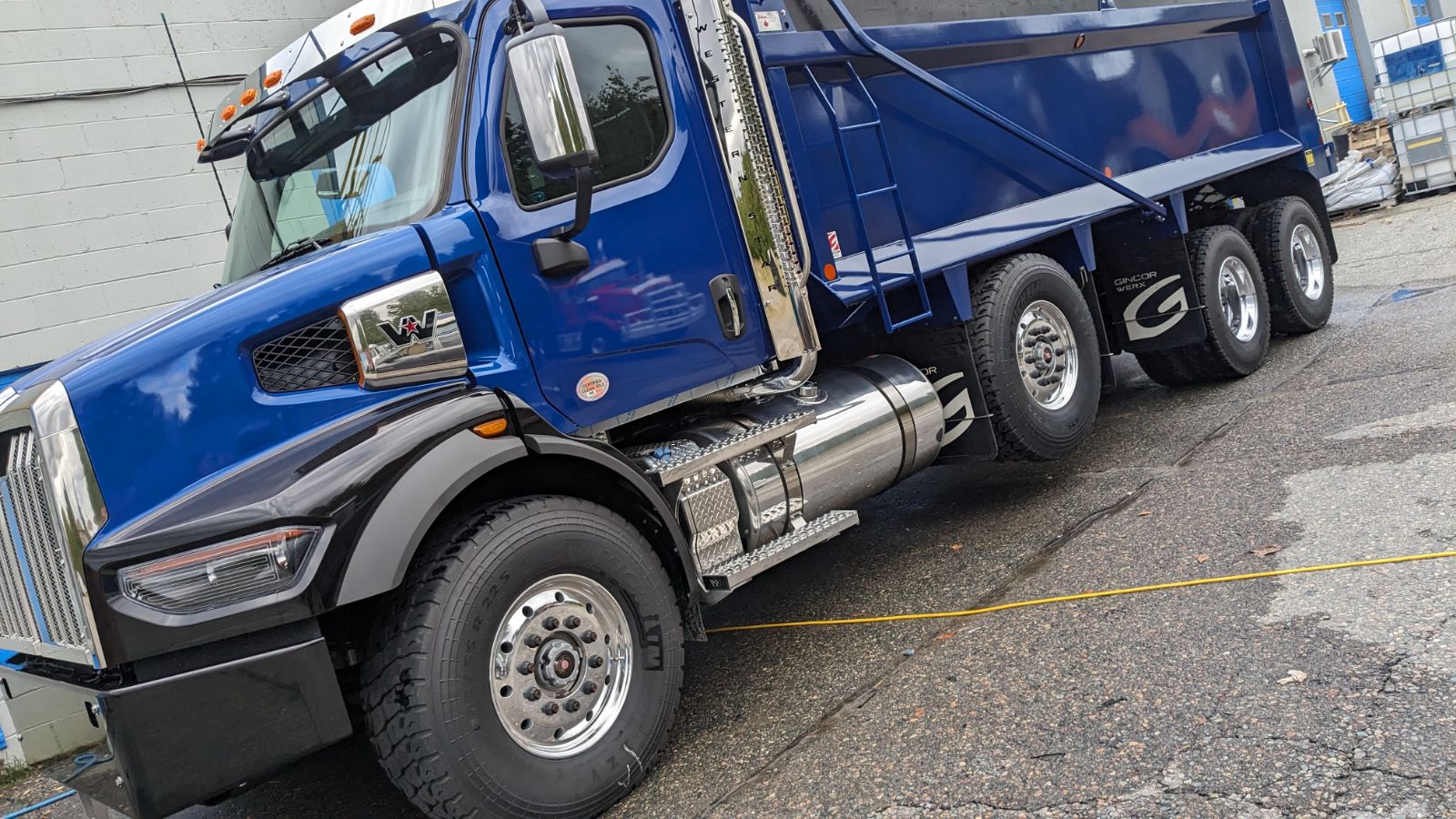 2024 Western Star 47X Tri-Axle Tractor - I-3088 - Eagle Equipment